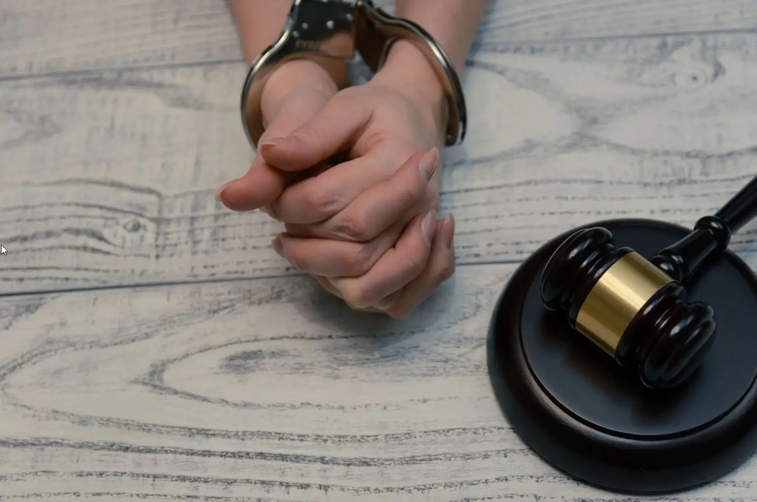 Consecuencias penales del quebrantamiento de una orden de alejamiento ...